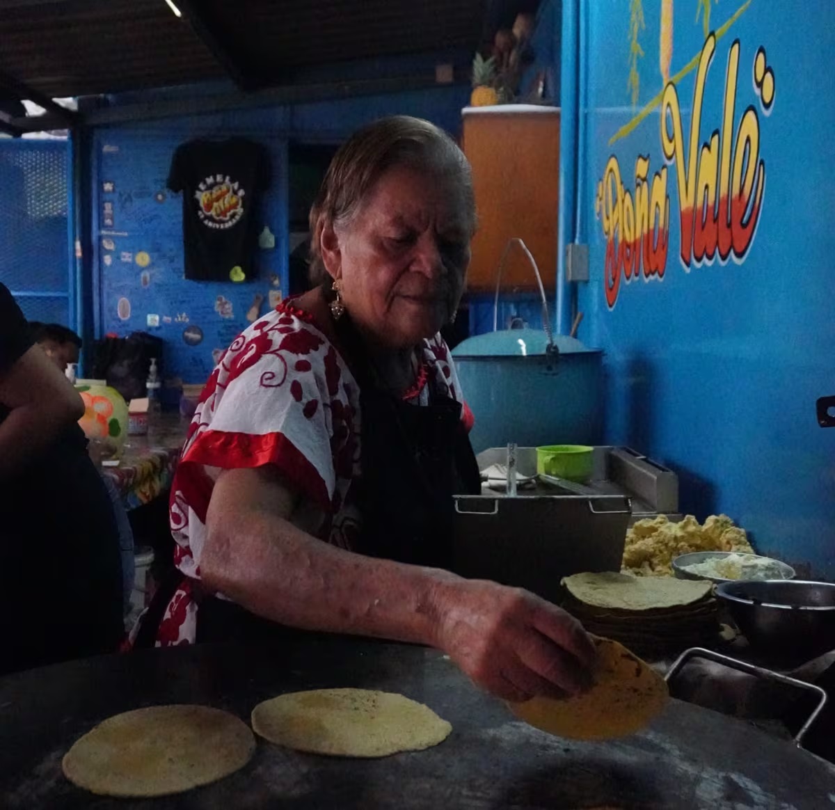 Memelas de Doña Vale: una tradición oaxaqueña – Hospitalitas 5.0